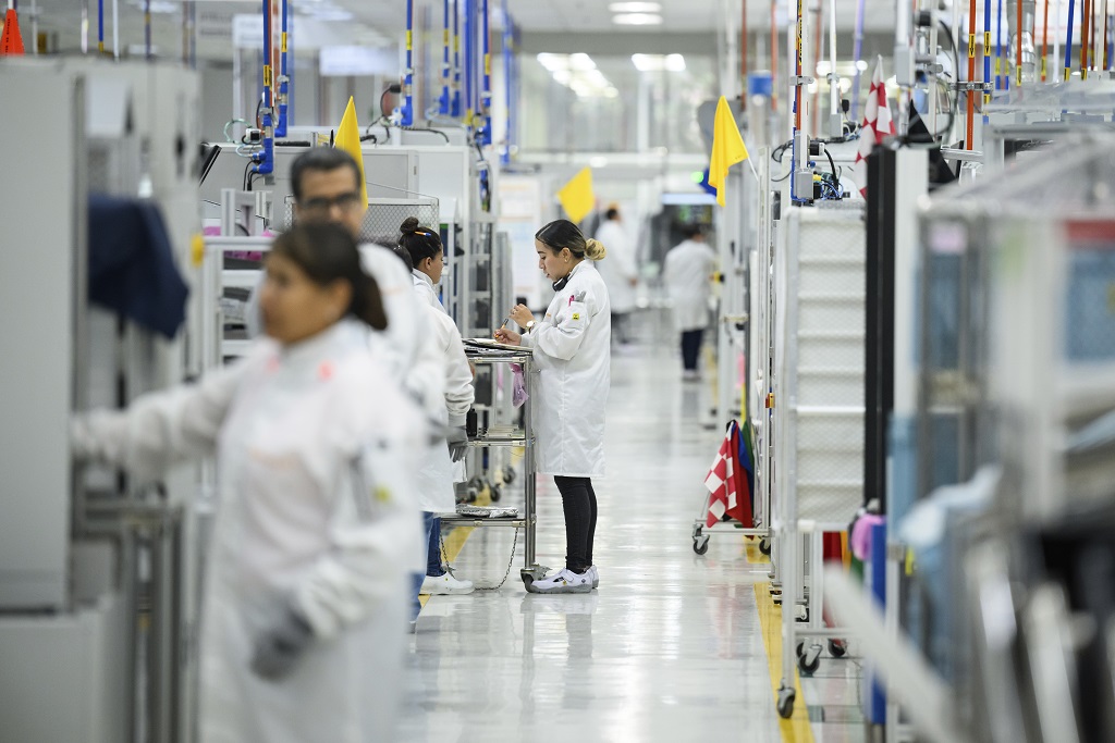 Delinking From China Doesn’t Mean U.S. Workers Will Benefit - The ...