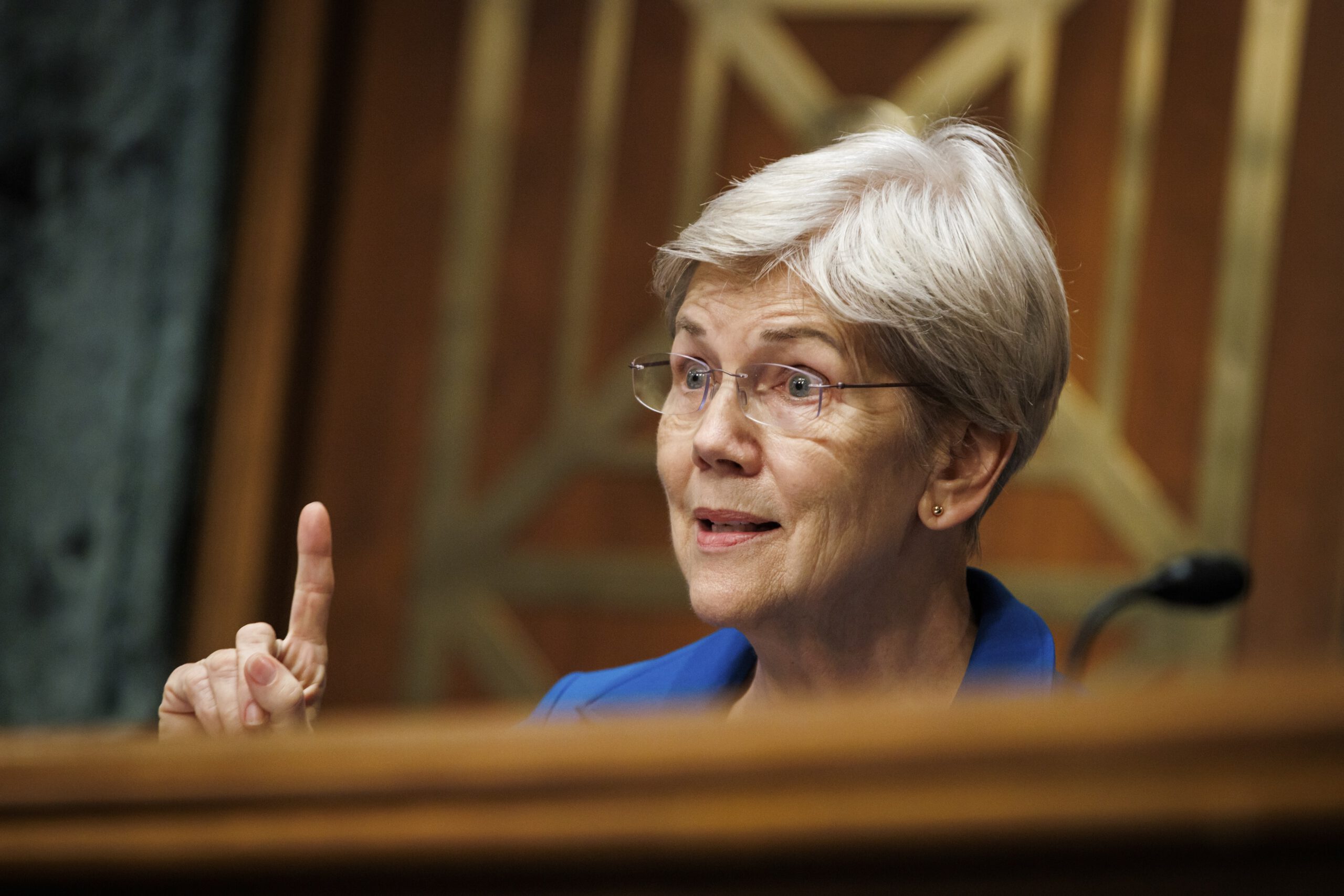 Trump Deal Lets Intel Move Factories Overseas, Sen. Warren Explains ...